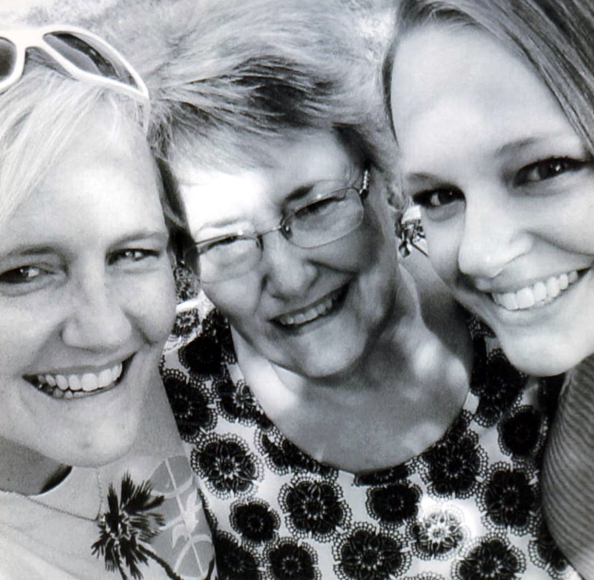 Heather Duncan's Instagram, Twitter & Facebook on IDCrawl