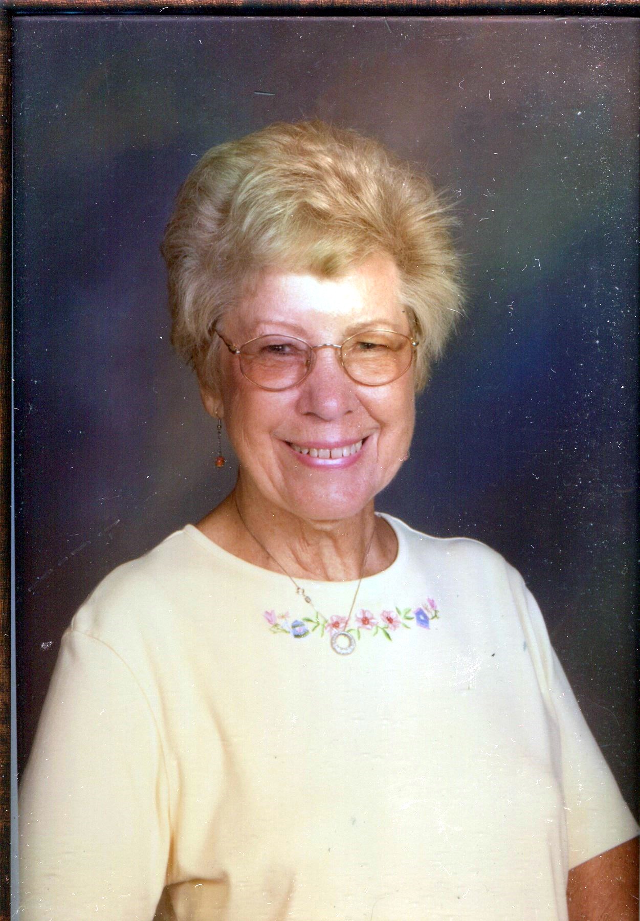 Nellie Mae Raynes Obituary - Hixson, TN