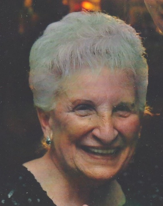 Elizabeth M. Gocek Obituary - Oak Lawn, IL