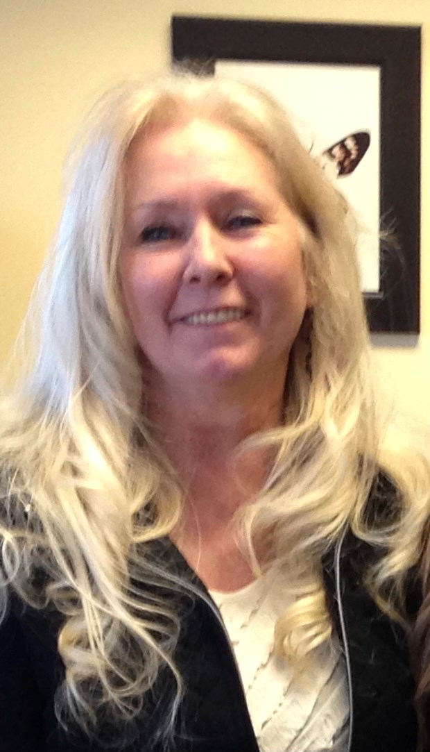 Debra Logan's Instagram, Twitter & Facebook on IDCrawl