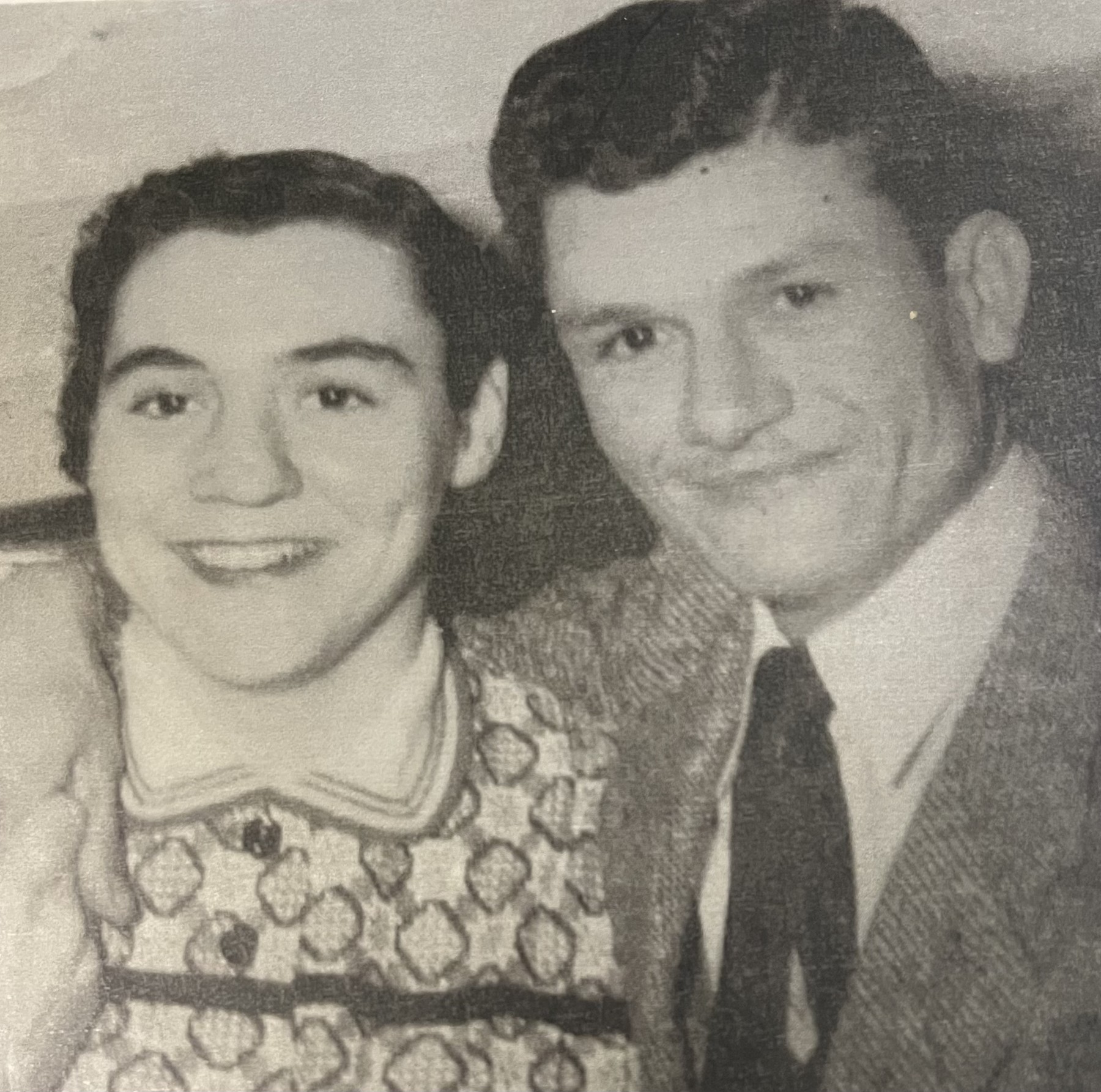 Edward Rolon's Instagram, Twitter & Facebook on IDCrawl