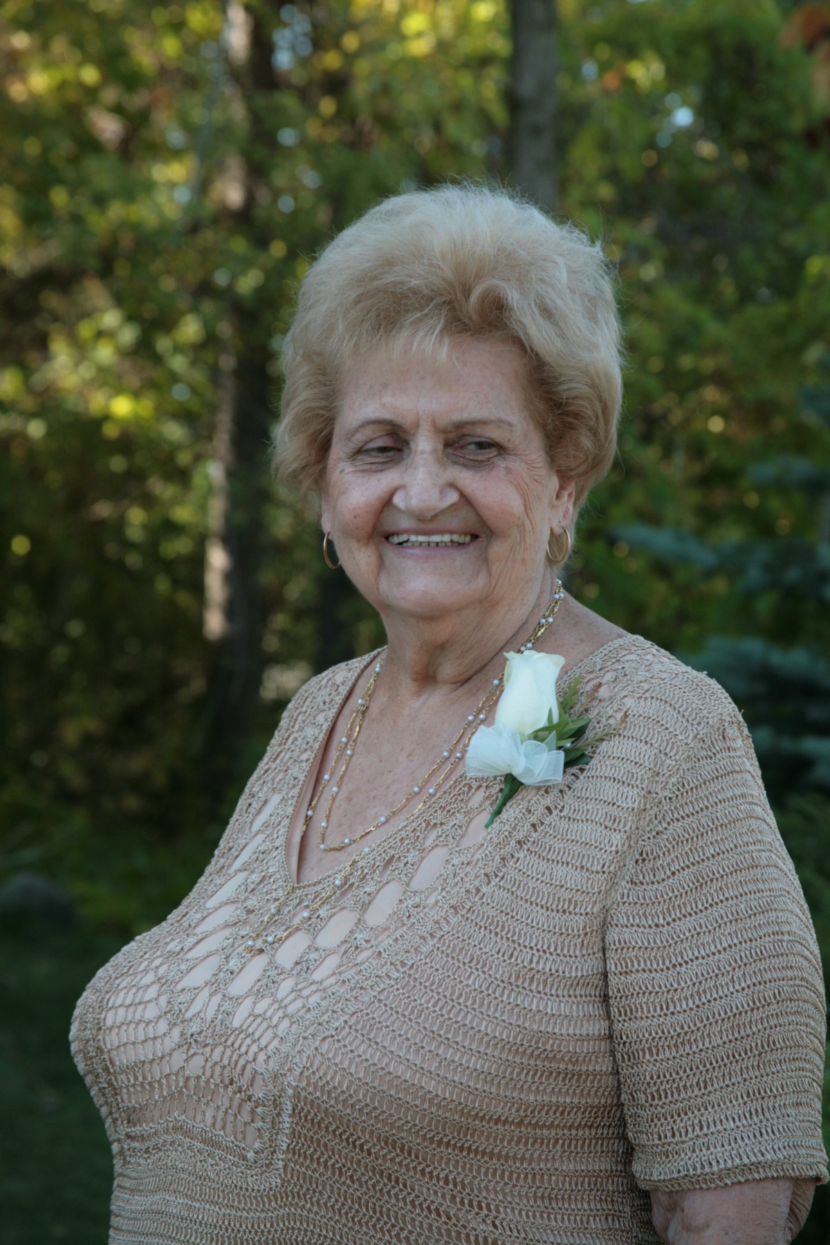 Elizabeth Wicharuk Obituary - Niagara Falls, ON