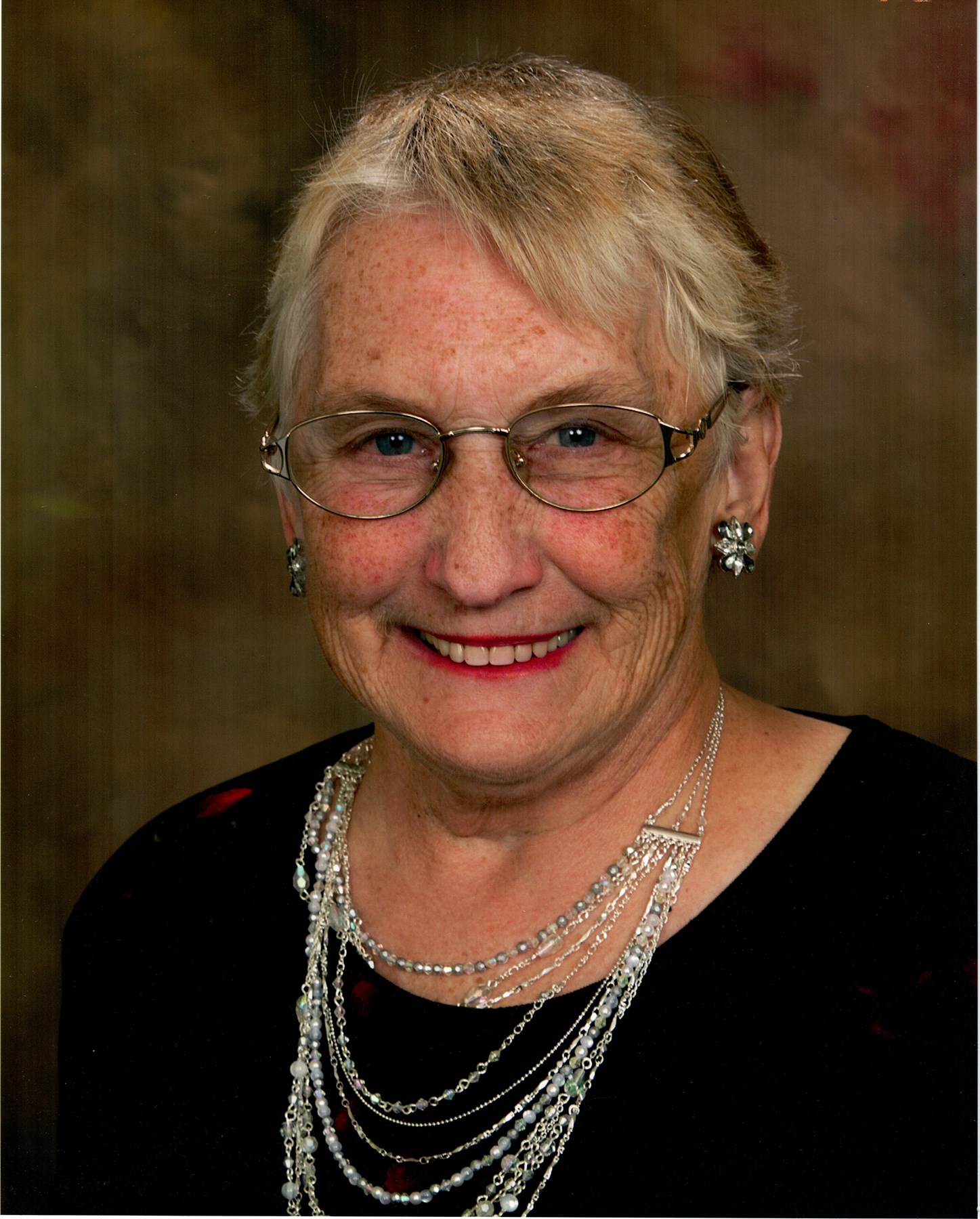 Sybil Kane's Instagram, Twitter & Facebook on IDCrawl