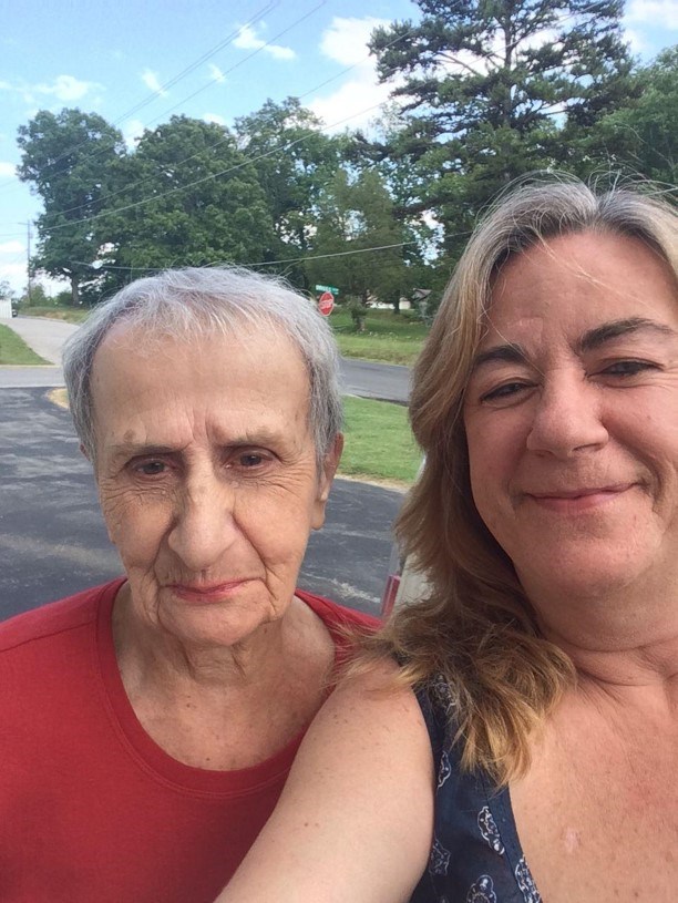 Ann Goldberg's Instagram, Twitter & Facebook on IDCrawl