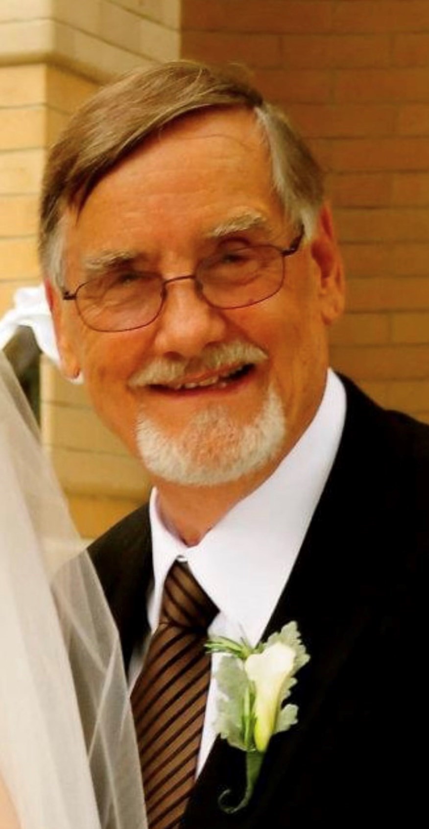 Lawrence 'Ray' McKamy Obituary - Overland Park, KS