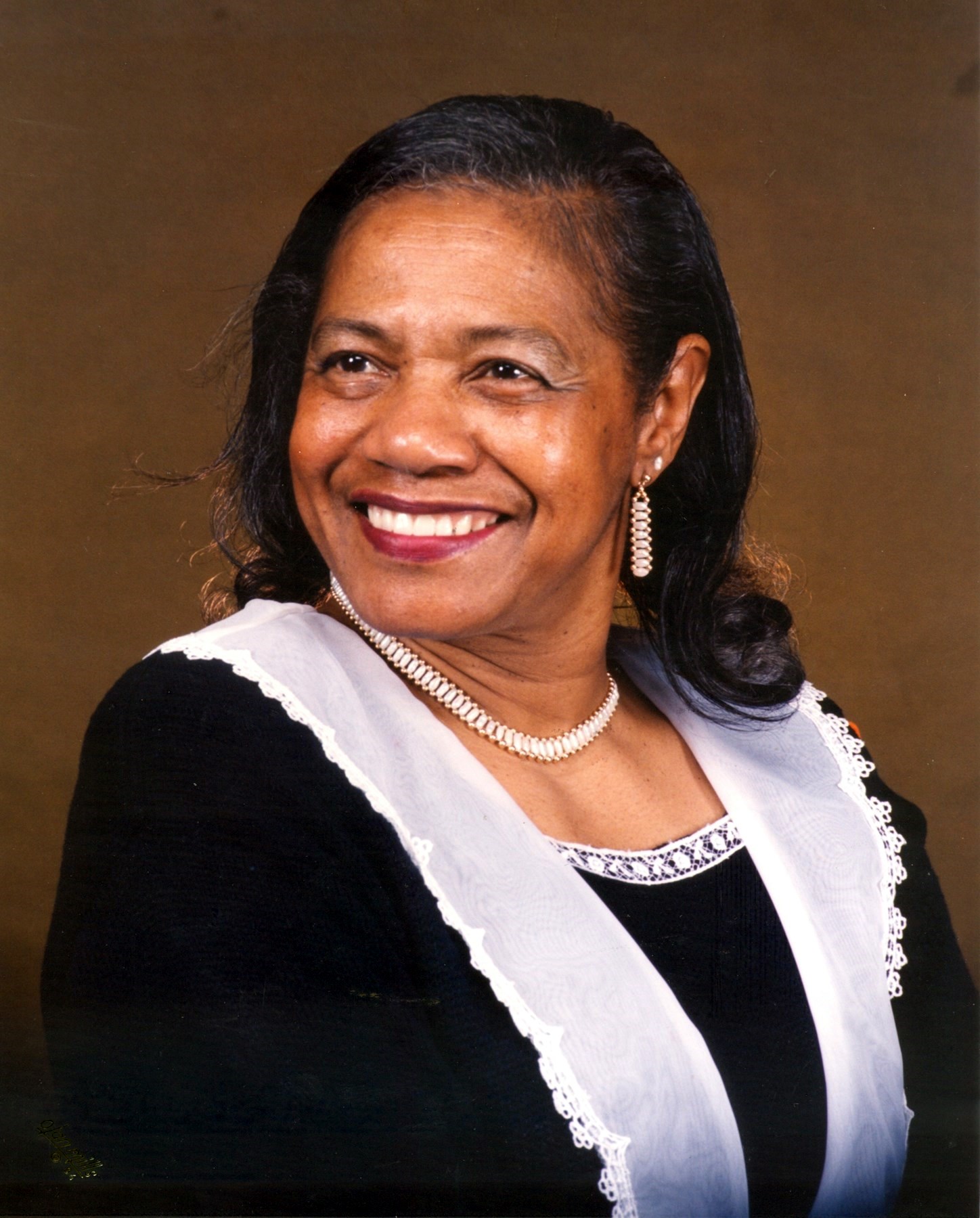 Elaine McClelland Obituary - Jackson, MI
