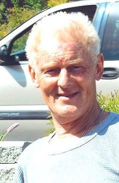 Derek Arnold Obituary