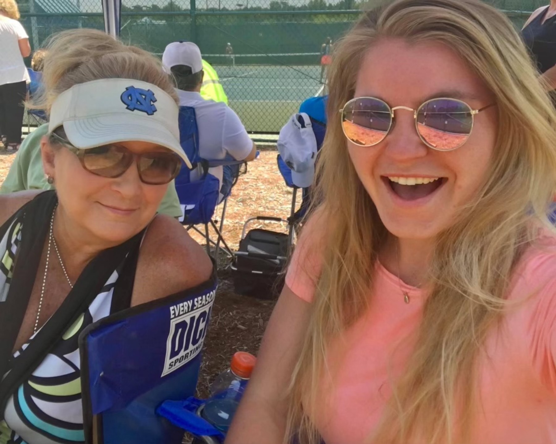 Tonya Moore's Instagram, Twitter & Facebook on IDCrawl