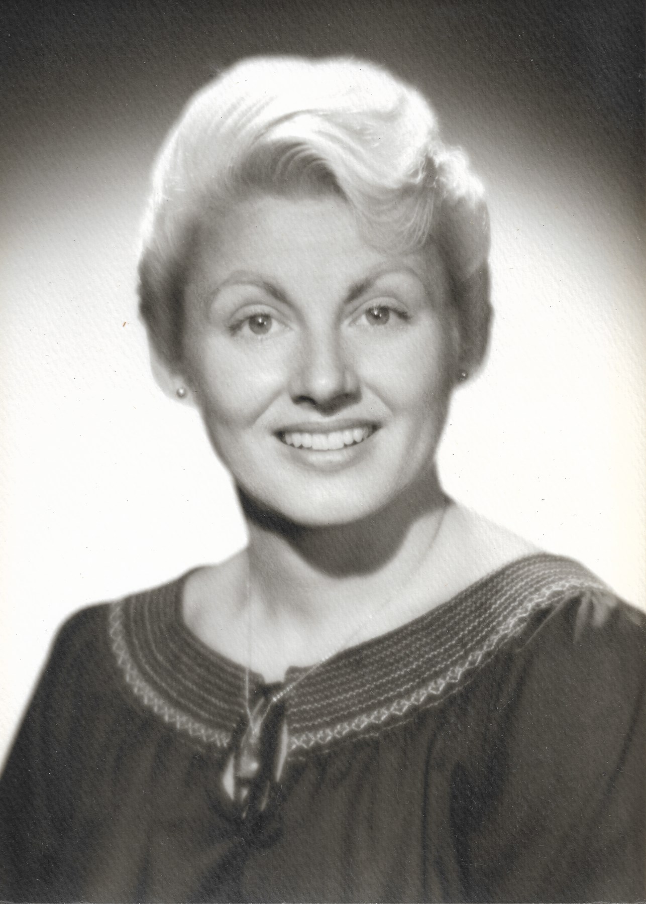 Linda Slavensky Obituary - Wilmette, IL