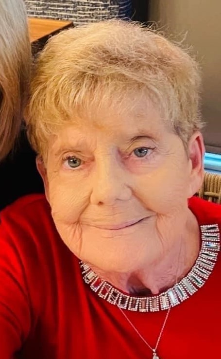 Gretchen Ward's Instagram, Twitter & Facebook on IDCrawl