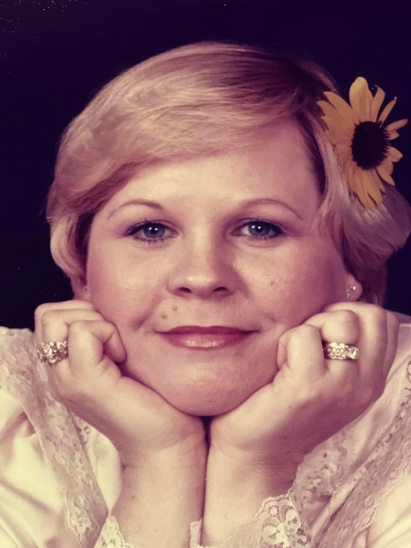 Sarah Milner's Instagram, Twitter & Facebook on IDCrawl