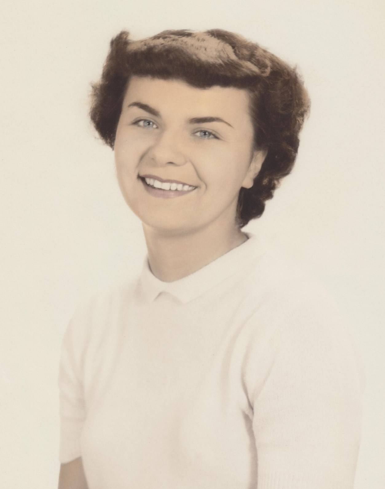 Sophia MacKinnon Obituary - Keene, NH