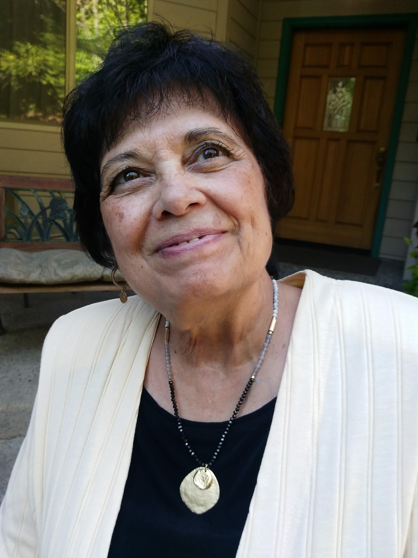 Elizabeth Meyer's Instagram, Twitter & Facebook on IDCrawl