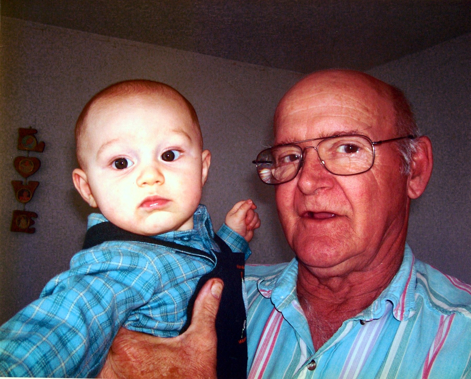 Larry Brand's Instagram, Twitter & Facebook on IDCrawl