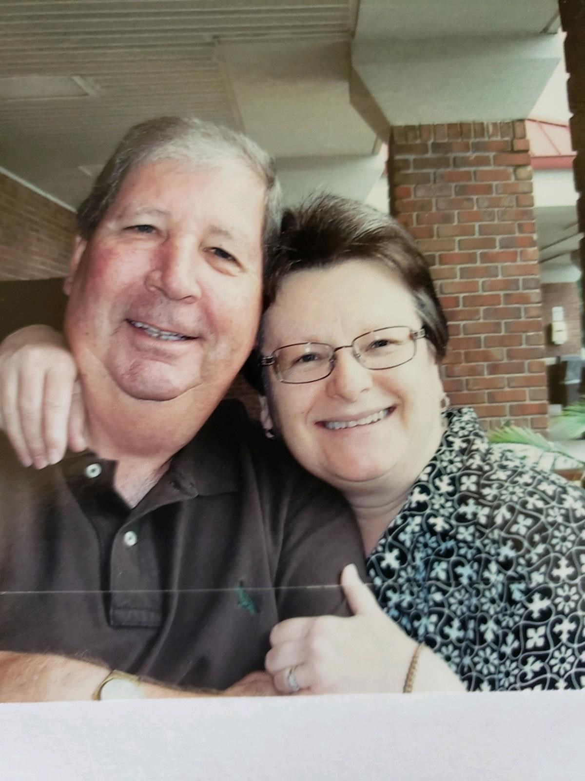 Betty Linda Extine Obituary - Knoxville, TN