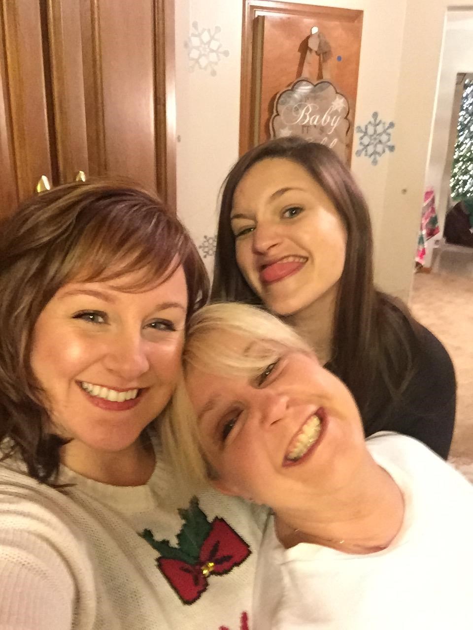 Heather Hartley's Instagram, Twitter & Facebook on IDCrawl