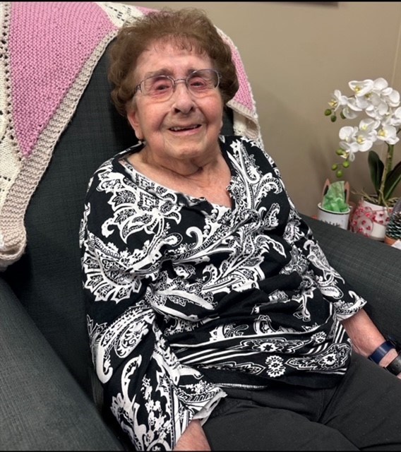 Maxine Stout Obituary - Lincoln, NE