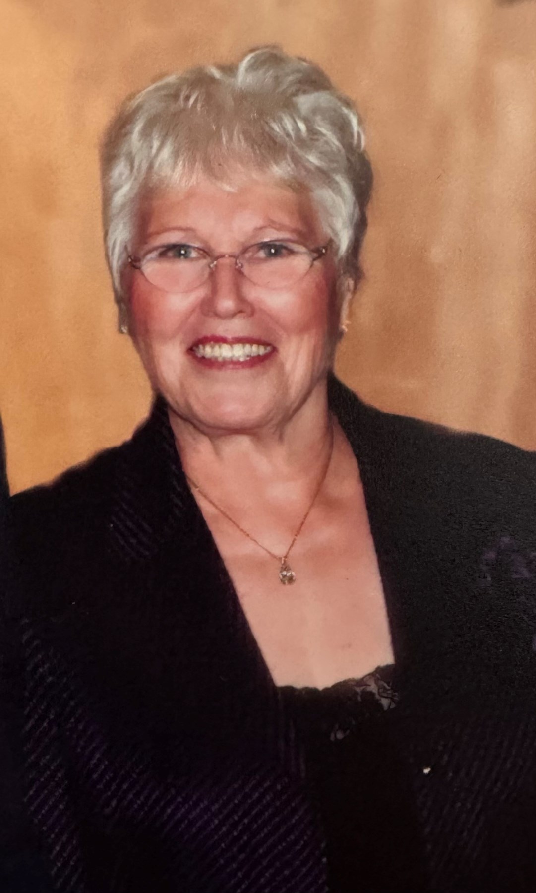 Helen Jewell Obituary - Lake Odessa, MI