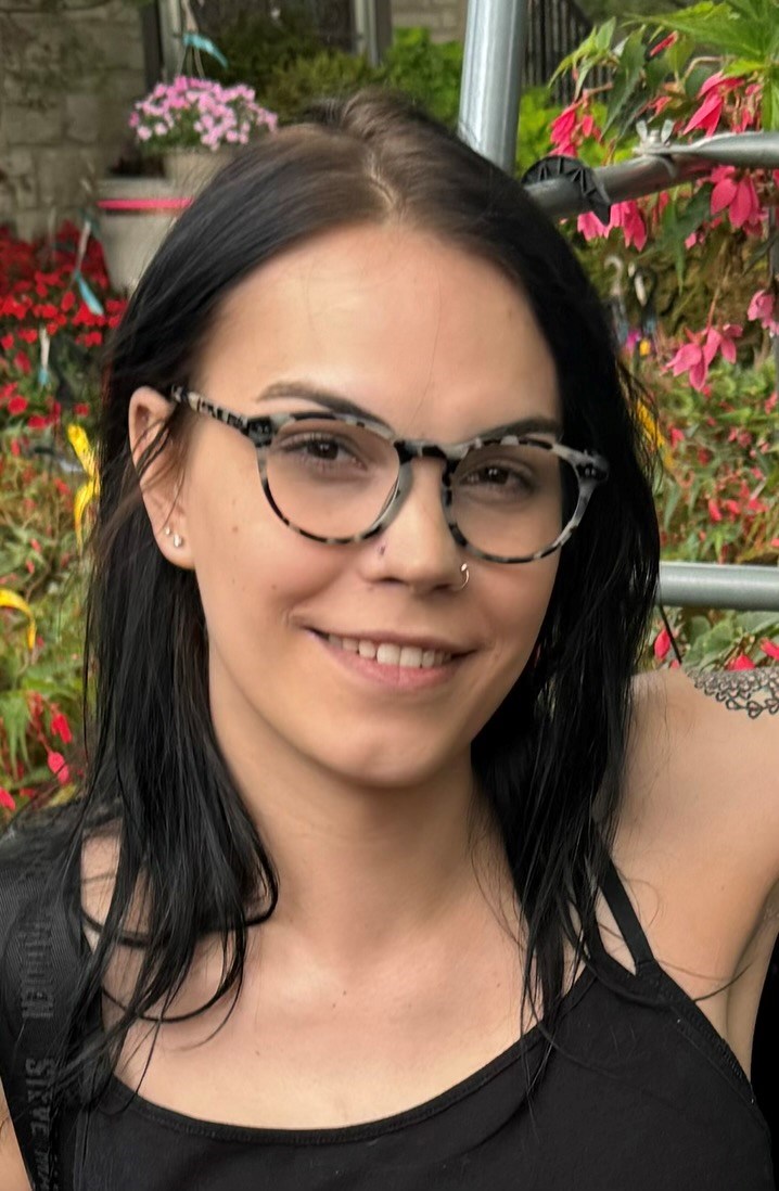 Elise Davis Obituary - Grove City, OH