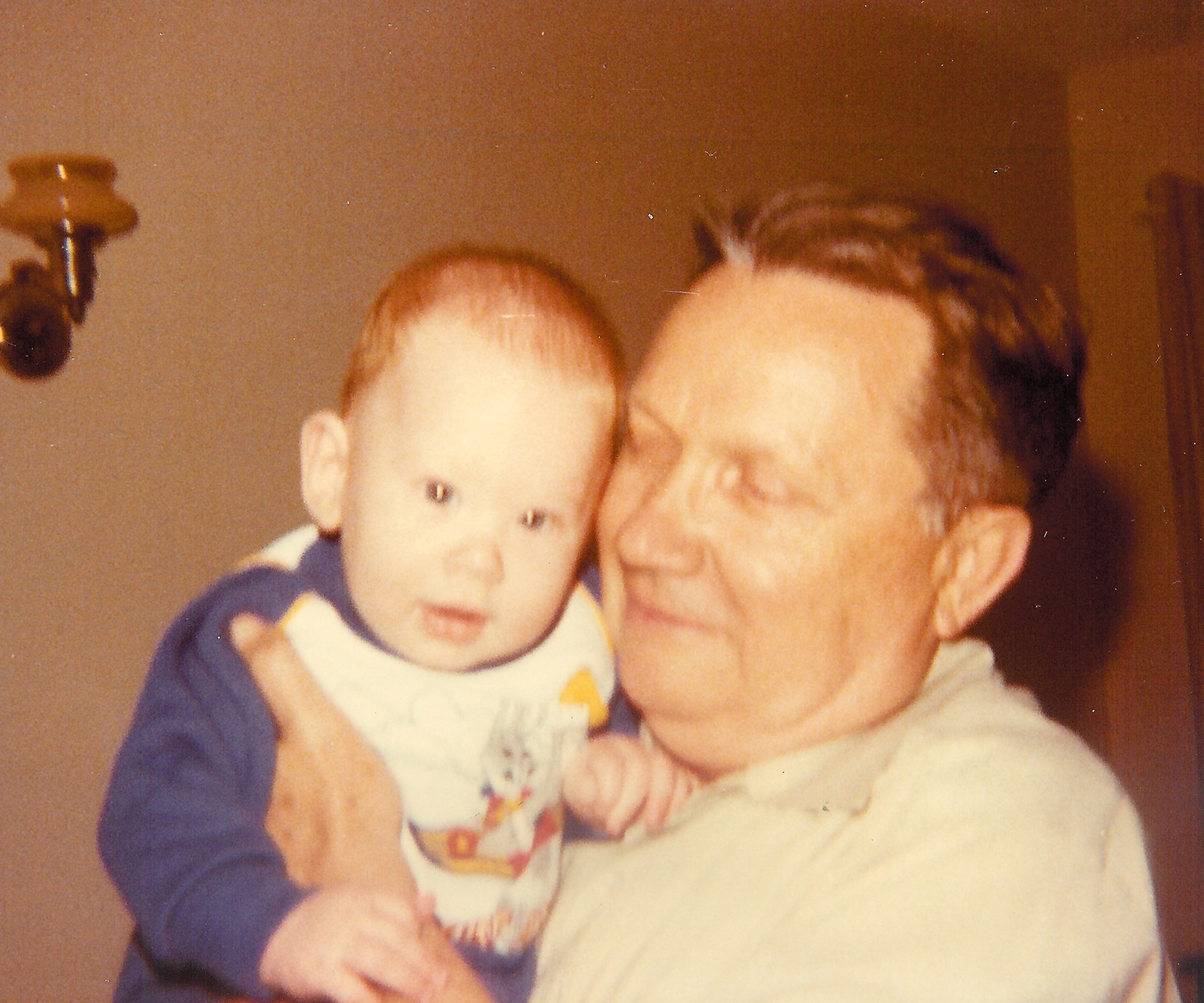 Robert Debusk's Instagram, Twitter & Facebook on IDCrawl