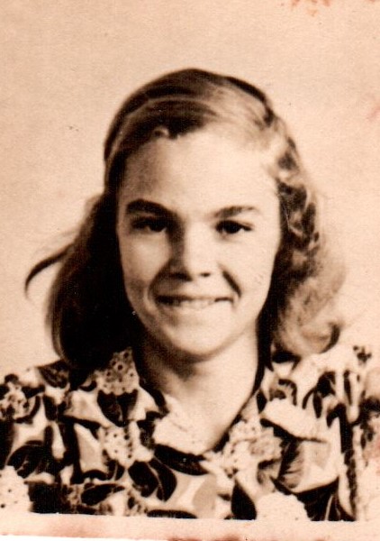 Maxine Peters's Instagram, Twitter & Facebook on IDCrawl