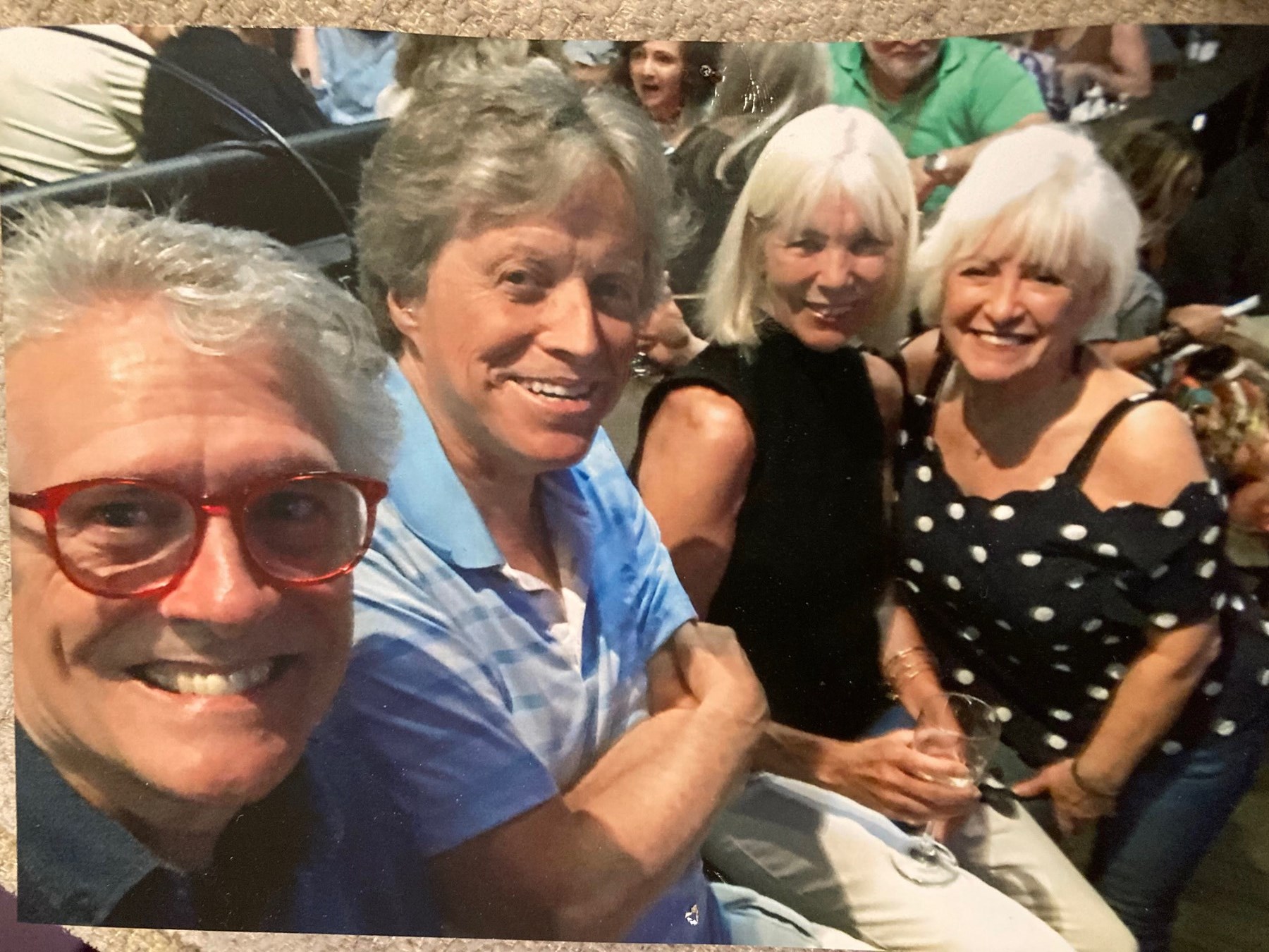 Erin Philpot's Instagram, Twitter & Facebook on IDCrawl