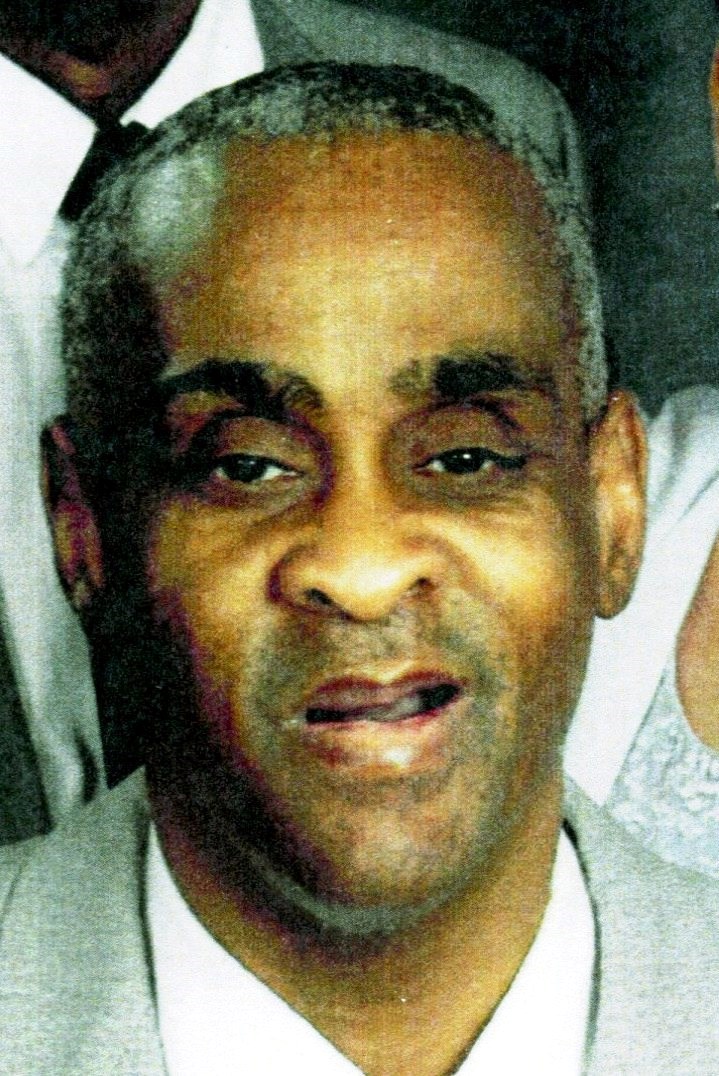 Russell L Lowe Obituary - Barstow, CA