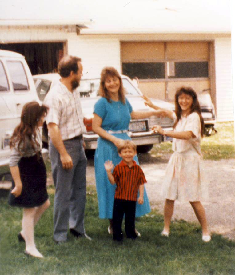 Kathy Deck's Instagram, Twitter & Facebook on IDCrawl