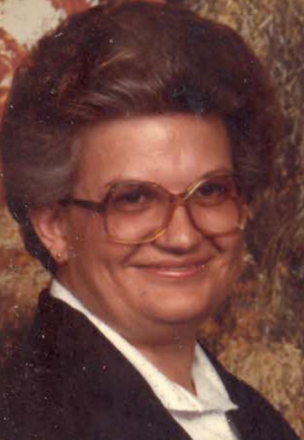Helen Elizabeth Standefer Obituary - Alcoa, TN