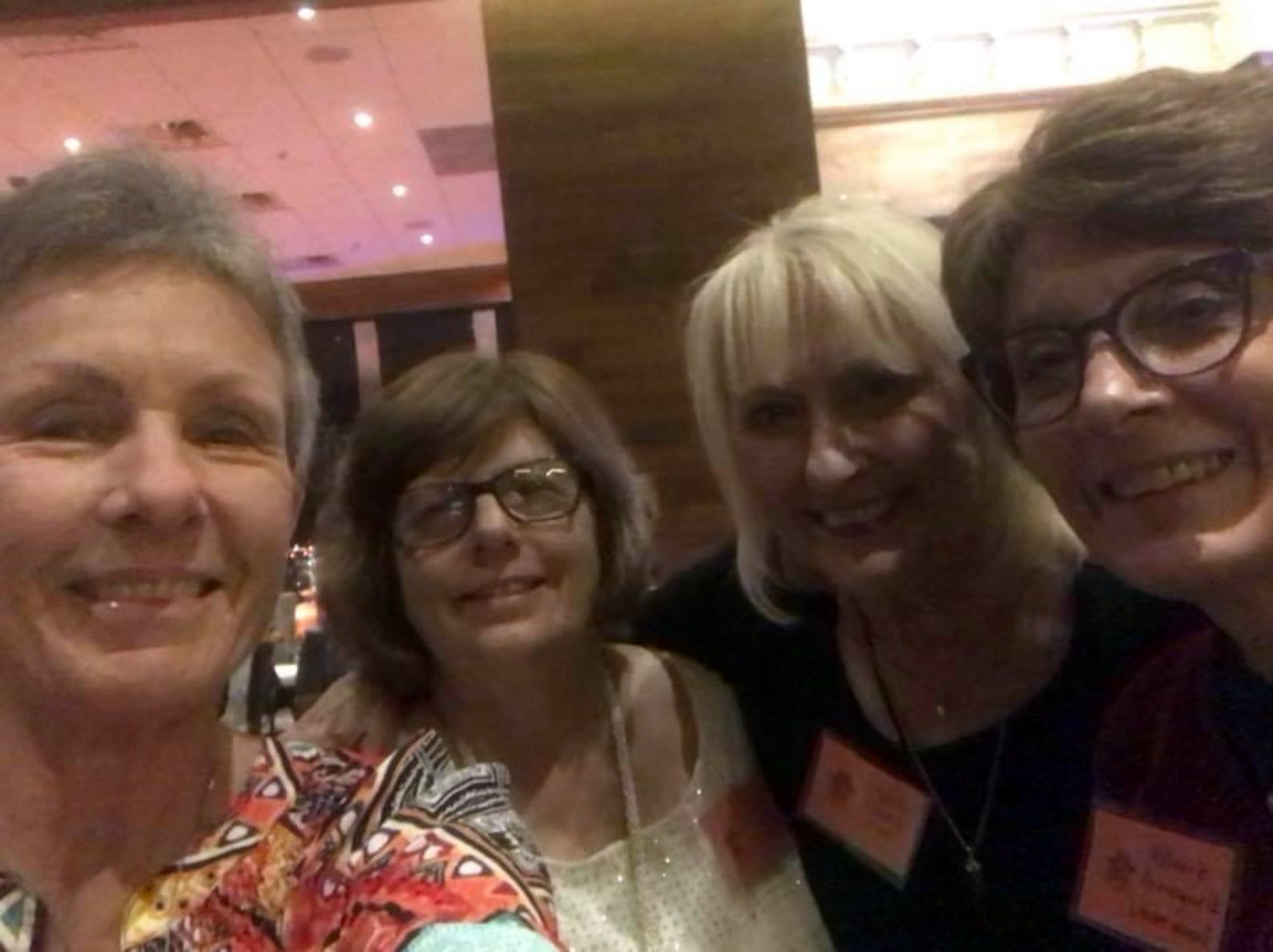 Carolyn Beck's Instagram, Twitter & Facebook on IDCrawl