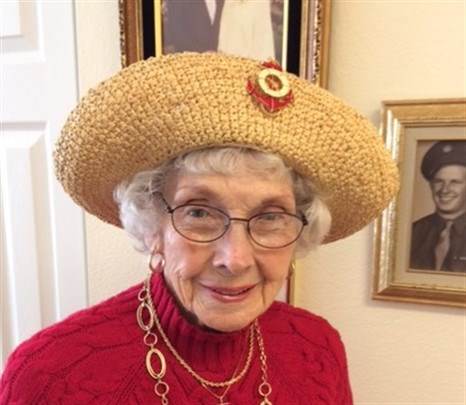 Eva Burch's Instagram, Twitter & Facebook on IDCrawl