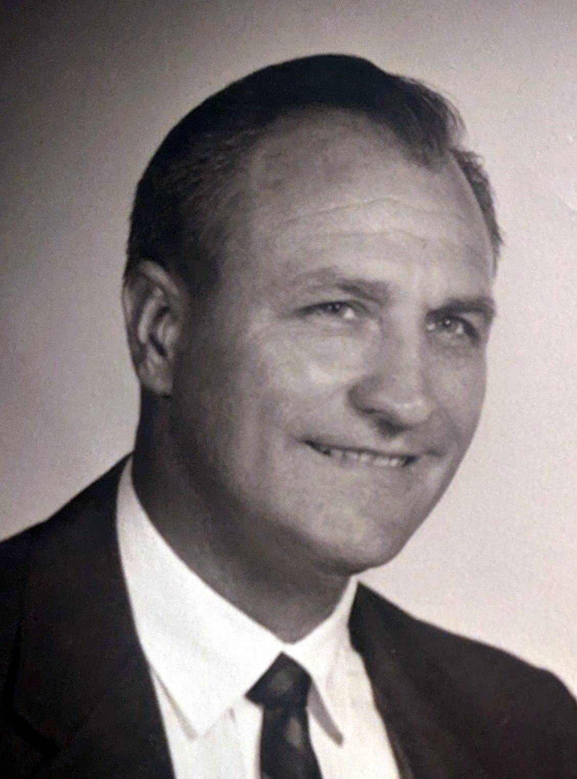 Russell "Coach" Dayton Obituary - Kansas City, MO - Share Memory