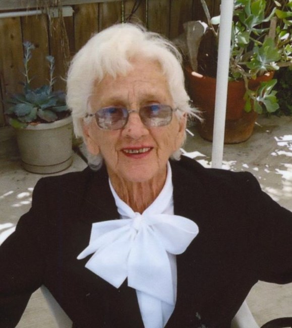 Dora Yocum Obituary - Hanford, CA