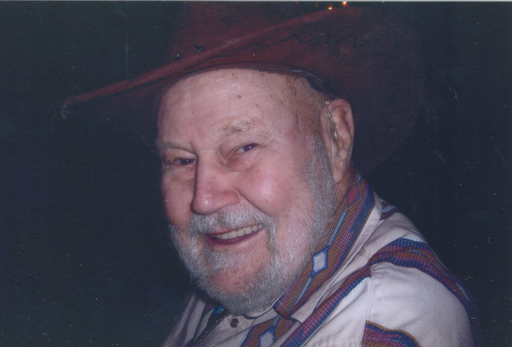 Kenneth Ayres's Instagram, Twitter & Facebook on IDCrawl