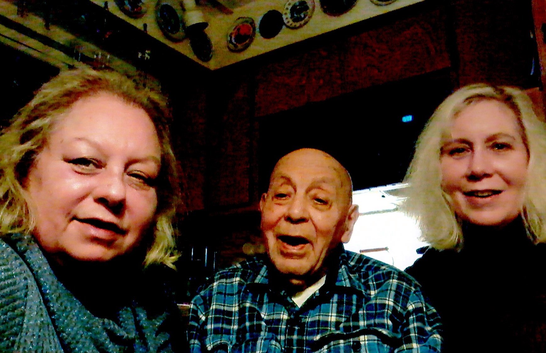 Louis Diamond's Instagram, Twitter & Facebook on IDCrawl