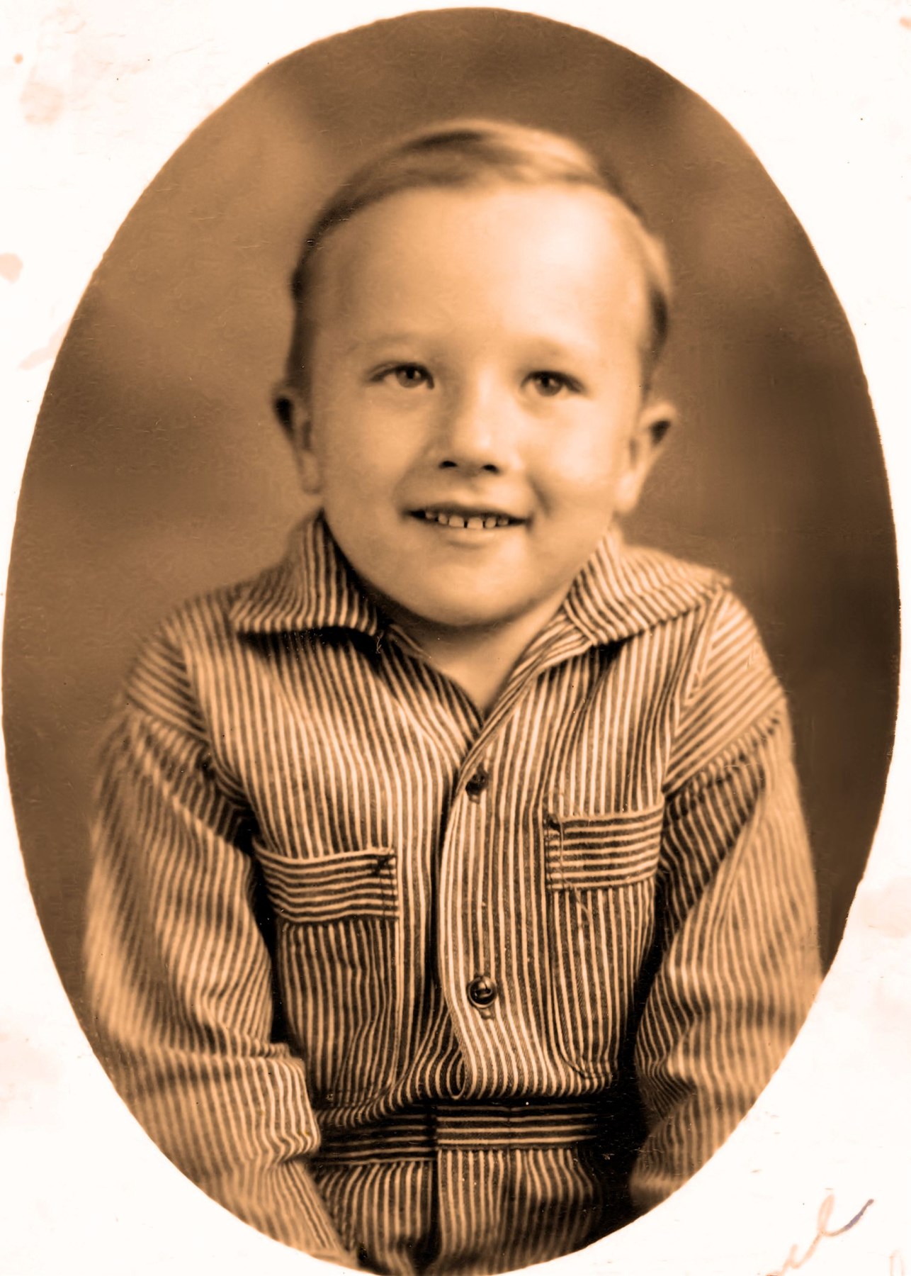 Scott Ledford's Instagram, Twitter & Facebook on IDCrawl