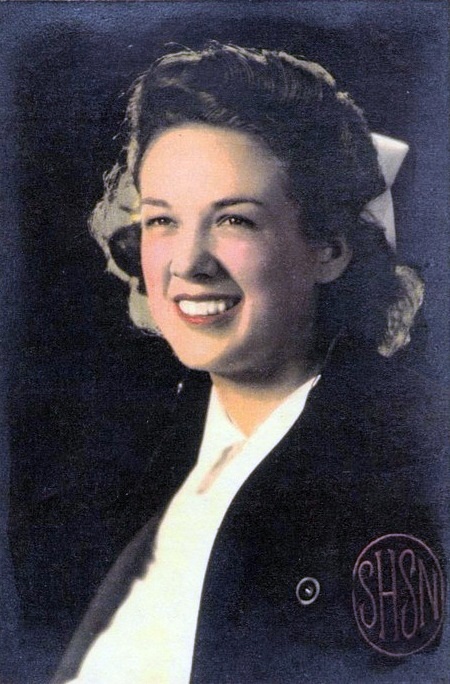 Eleanor Murray's Instagram, Twitter & Facebook on IDCrawl