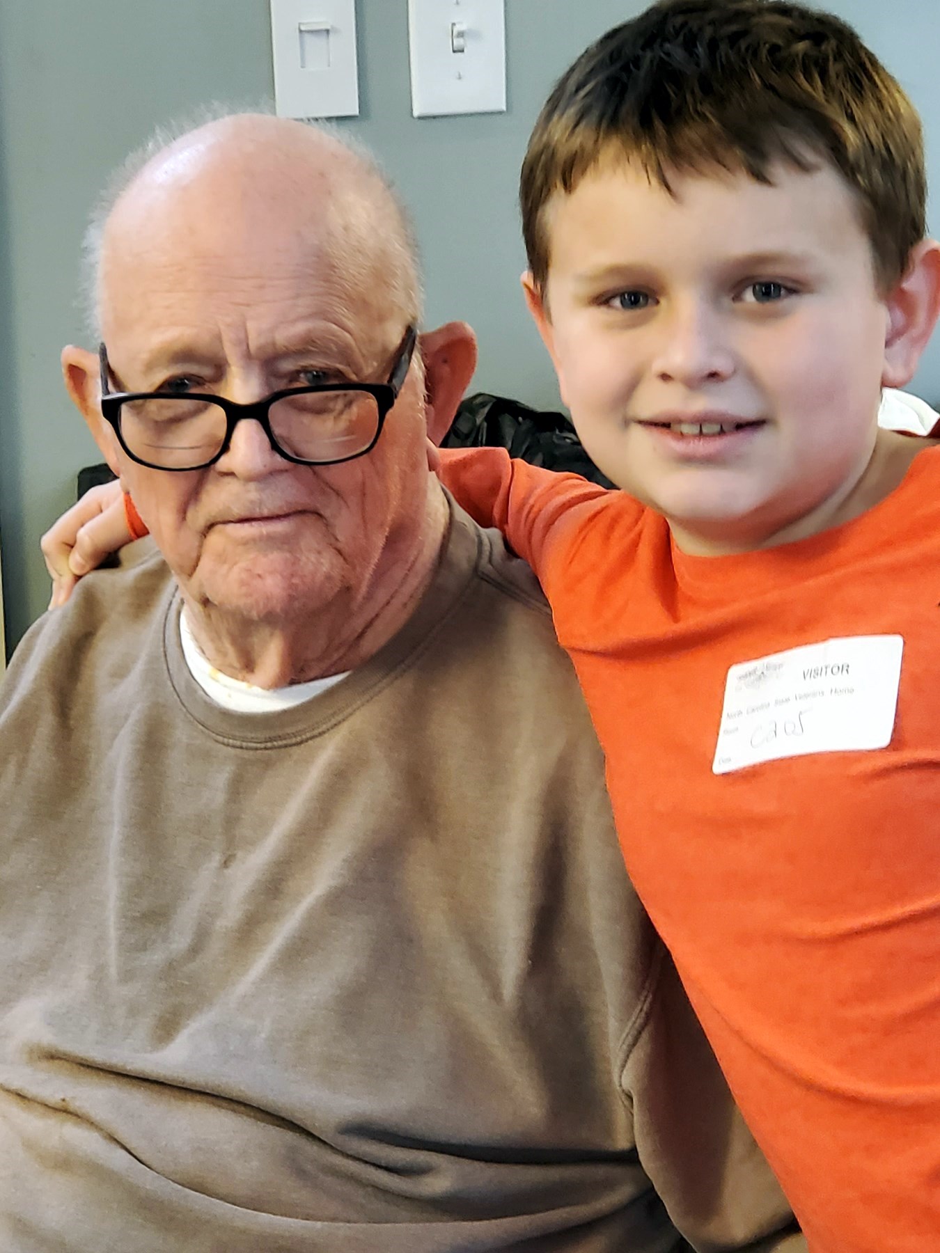 Jeffrey Haddock's Instagram, Twitter & Facebook on IDCrawl