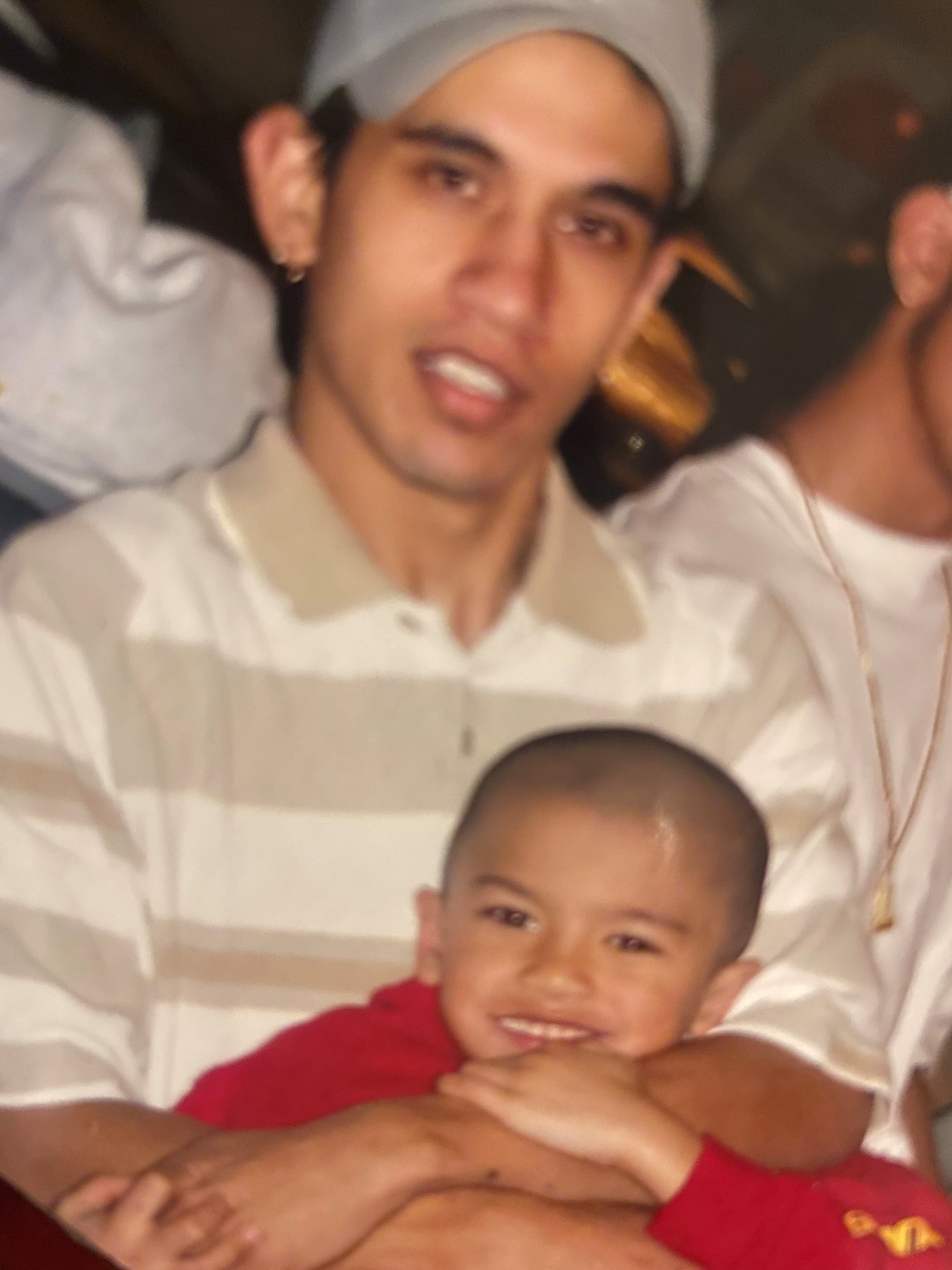 Martin Farrell's Instagram, Twitter & Facebook on IDCrawl