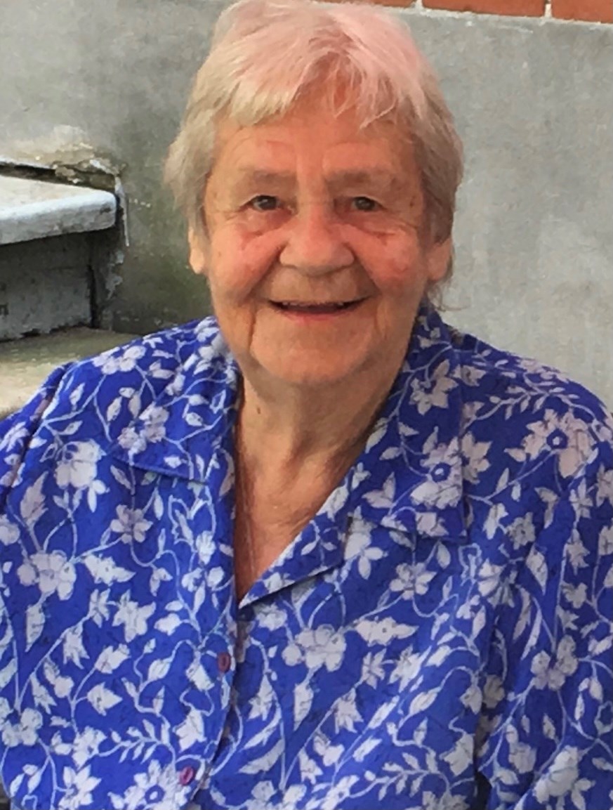 Violet Louise Collins Obituary - St-Lambert, QC