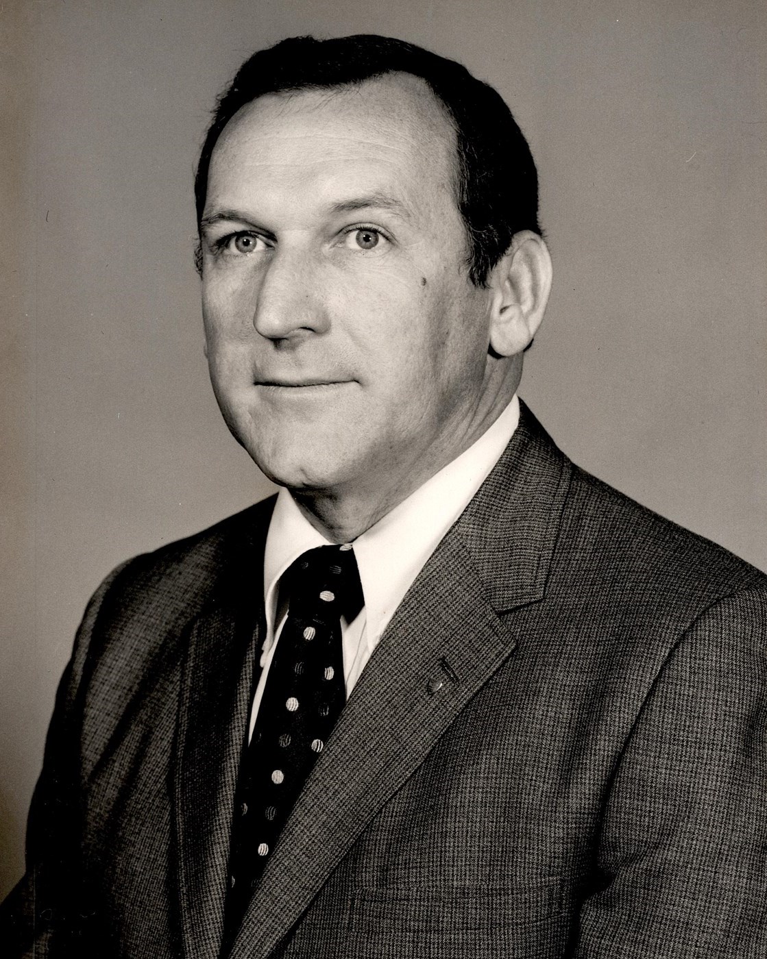Robert Mannell Obituario - Midlothian, VA