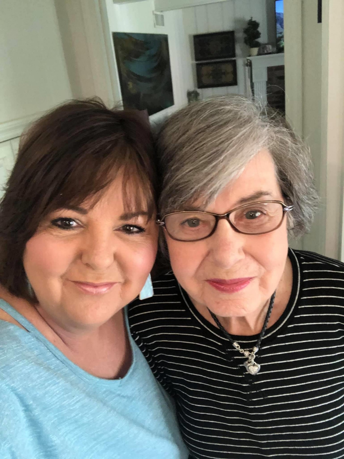 Naomi Davis's Instagram, Twitter & Facebook on IDCrawl