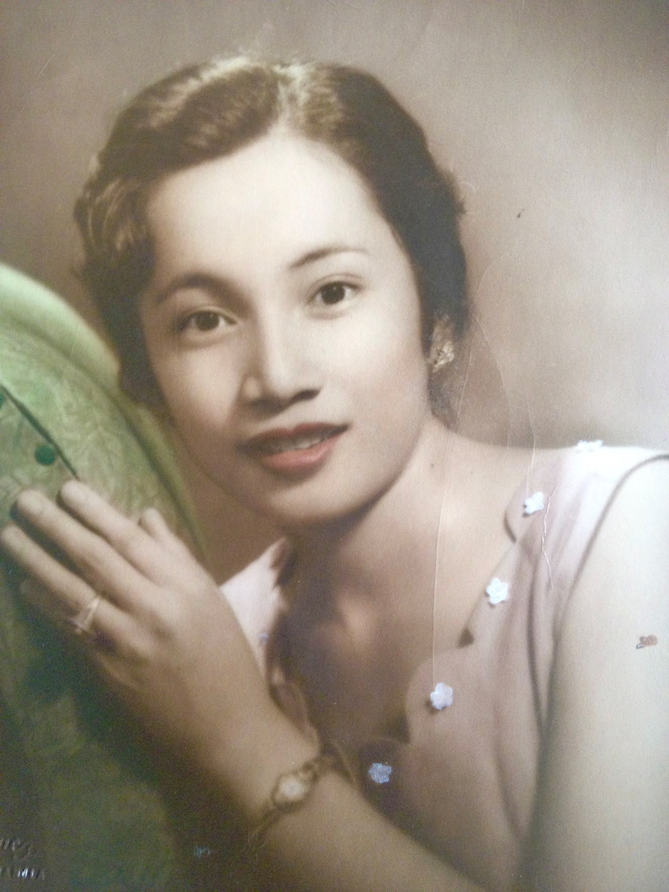 Maria Dizon's Instagram, Twitter & Facebook on IDCrawl