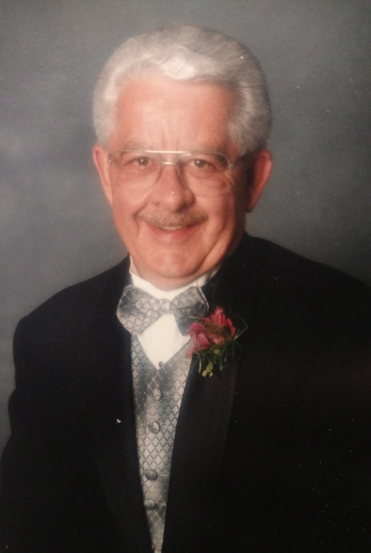 Lisa Foden's Instagram, Twitter & Facebook on IDCrawl