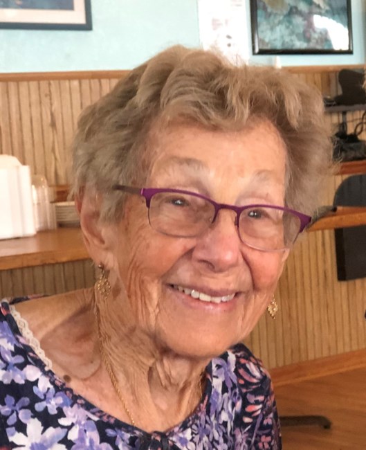 Suzanne B. Richter Obituary - Ellenton, FL