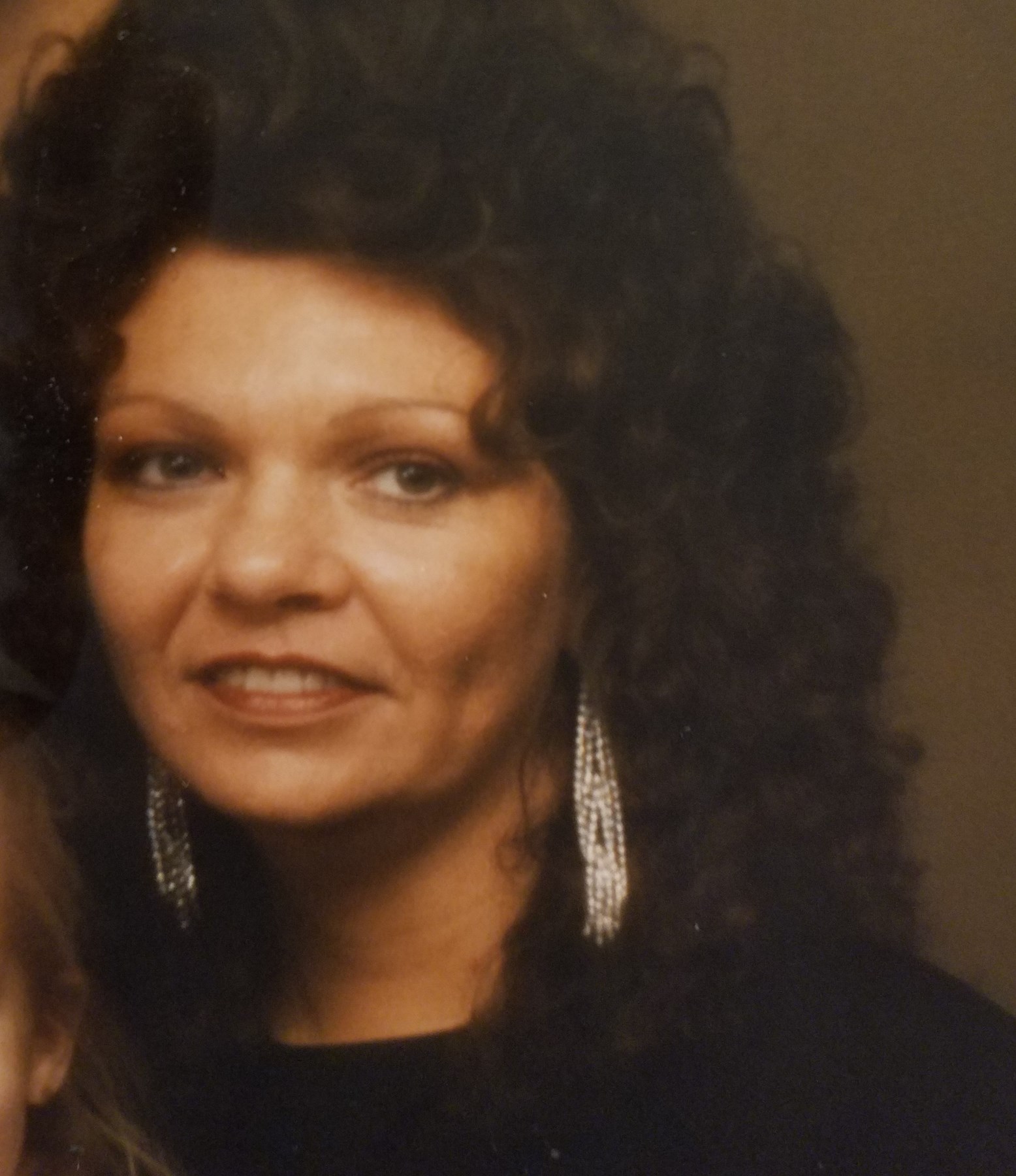 Sherry Hall's Instagram, Twitter & Facebook on IDCrawl