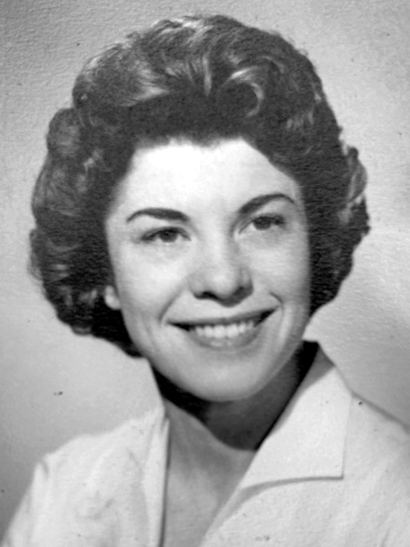 Sally DeCapite Obituary - Cleveland Heights, OH