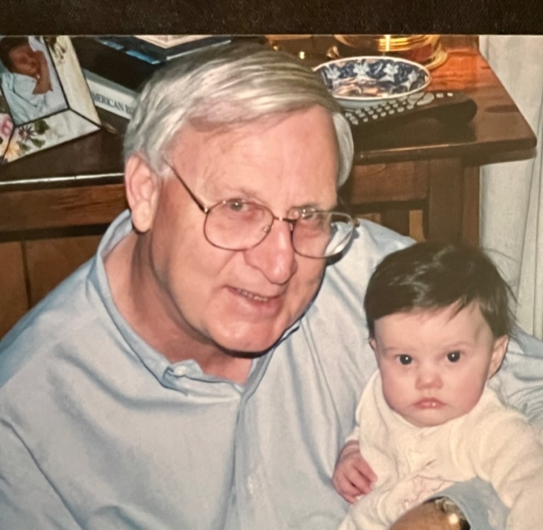 Faye Raynor's Instagram, Twitter & Facebook on IDCrawl