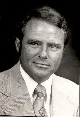 Find Obituaries & Funeral Services | Dignity Memorial