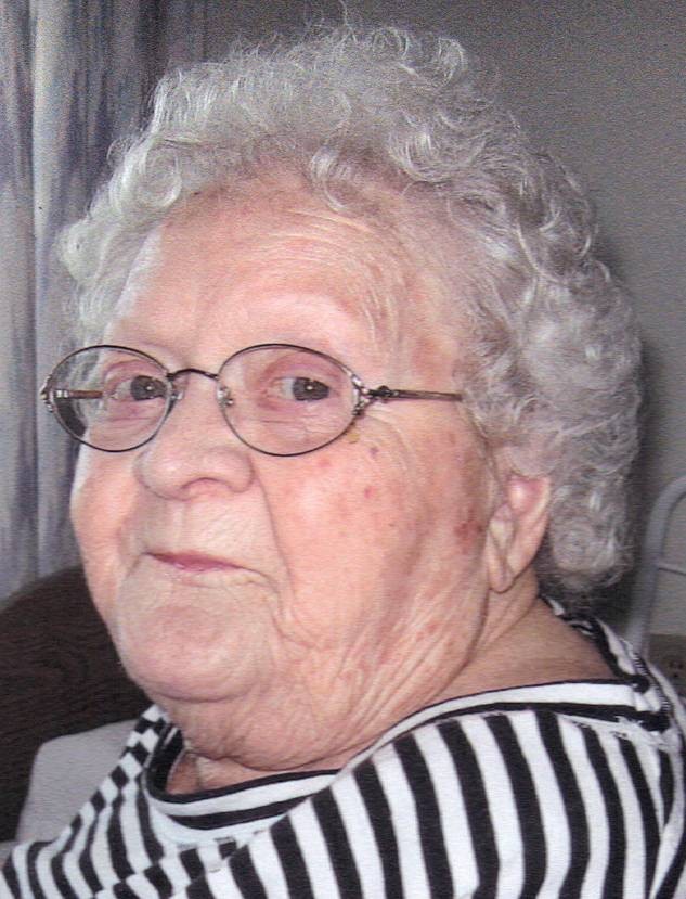 Helen Lund Obituary - Davenport, IA